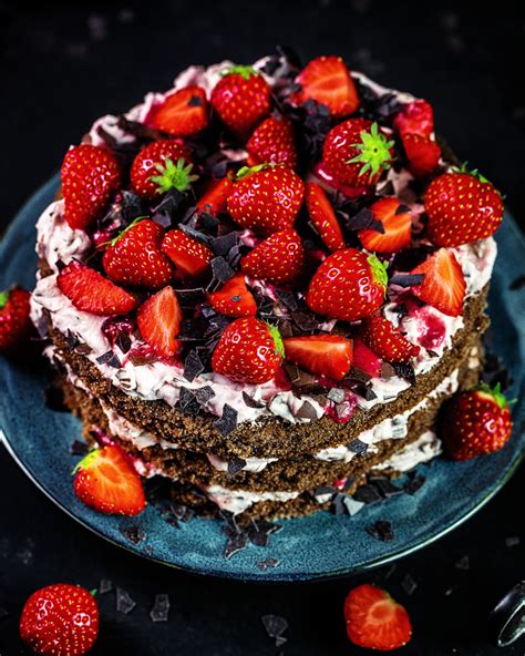 Erdbeer Stracciatella Naked Cake Pünktchens Mama einfache Rezepte