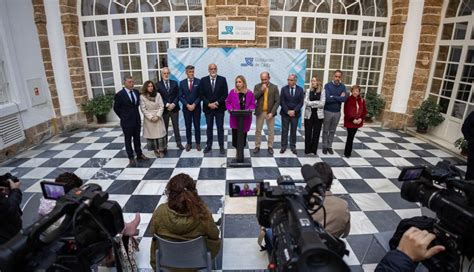 Cinco meses de aterrizaje sereno y útil de Almudena Martínez en la