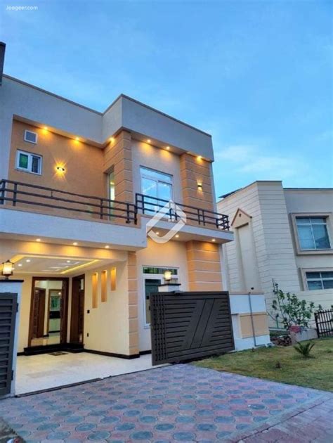 7 Marla Double Storey Designer House For Sale In Bahria Town Phase 8