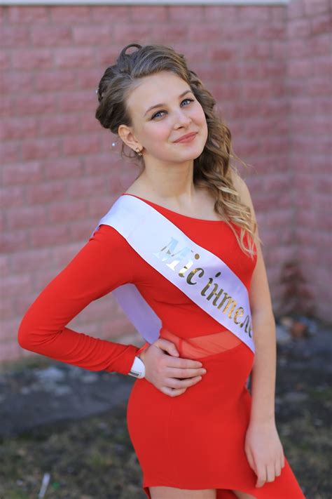 Anya Volkova R PrettyGirls