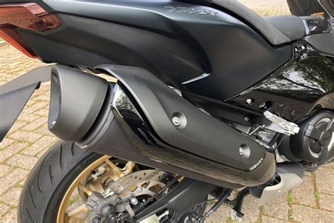 Review Yamaha TMAX Tech MAX 2022 MotorRAI Nl