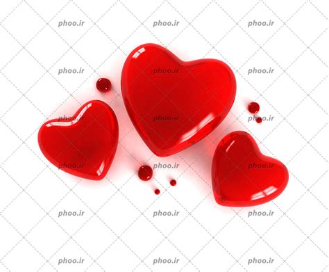 عکس با کیفیت سه قلب قرمز در پس زمینه سفید عکس با کیفیت و تصاویر استوک حرفه ای