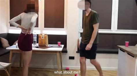 Поделился с другом Она принимает два члена часть xHamster