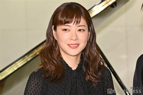 画像20 21 上野樹里美腹筋輝く水着姿公開眩しいスタイル良すぎと反響 モデルプレス