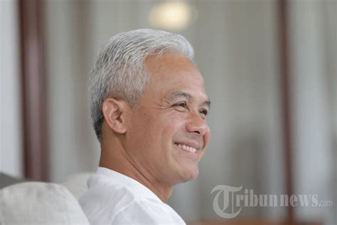 Ganjar Pranowo Menjawab Berbagai Isu Terkini Foto