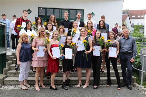 Unsere Abschlussklassen 2022 Berufliches Schulzentrum Döbeln
