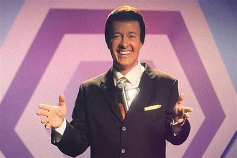 Eventos de estreia de Silvio filme sobre Silvio Santos são adiados