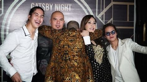 Al Ghazali Kecelakaan Ahmad Dhani Dan Maia Estianty Beda Pendapat