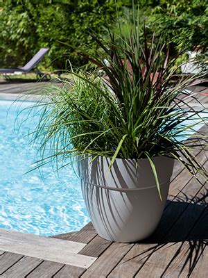 EDA Pot de Fleurs Rond Cancùn 165 L Zone de Rétention d eau Ø 70