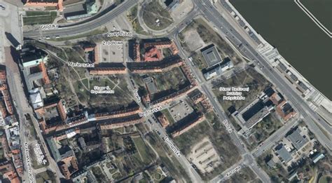 Zniszczenia wojenne Warszawy zdjęcia lotnicze miasta kiedyś i dziś