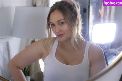 Naomi Kyle Naomikyle Thenaomikyle Leaked Nude Photo From Onlyfans And Patreon 0003