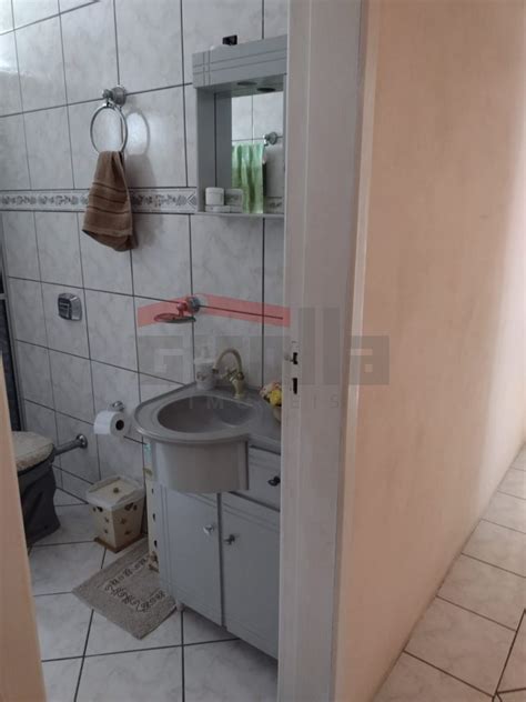 CASA NA ILHA DA FIGUEIRA Girolla Imóveis