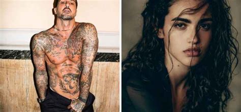 Sara Barbieri chi è la fidanzata di Fabrizio Corona Una delle storie