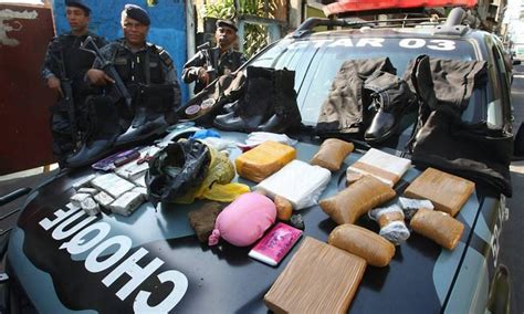 Operação policial em Acari deixa três mortos Jornal O Globo
