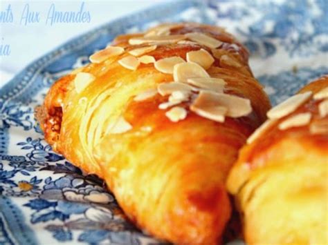 Croissants Aux Amandes Recette Par Dunya Alawa