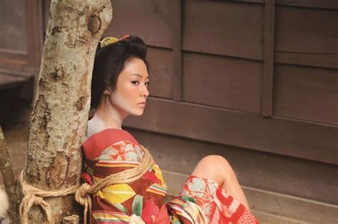縄に縛られた姿が妙に艶っぽい深田恭子のはんなり着物姿にクギづけの未解禁画像を公開！｜最新の映画ニュースならmovie Walker Press