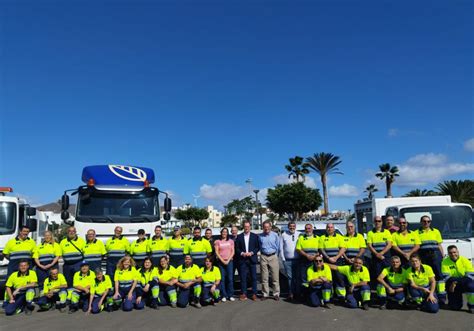 Aguimes Comienza A Operar El Nuevo Servicio De Limpieza Viaria Con