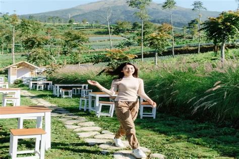 Sedang Hits Teras Mangli Objek Wisata Di Magelang Yang Tawarkan Spot