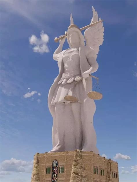 Estátua maior que Cristo Redentor é construída no interior de SP Web