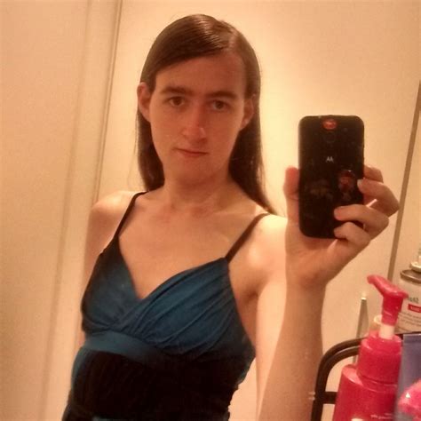 Women S Voices On Twitter Again This Is The Trans Identifying Male