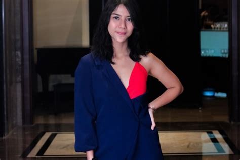 Profil Dan Biodata Adinda Thomas Lengkap Agama Umur Pacar Dan Ig The