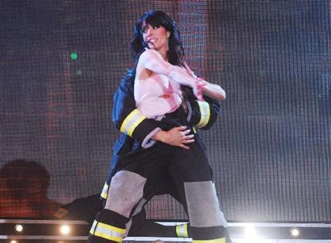 Cuatro Parejas Est N Sentenciadas Por El Strip Dance