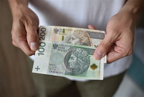 Płaca minimalna w 2023 roku Jest decyzja rządu będą dwie podwyżki