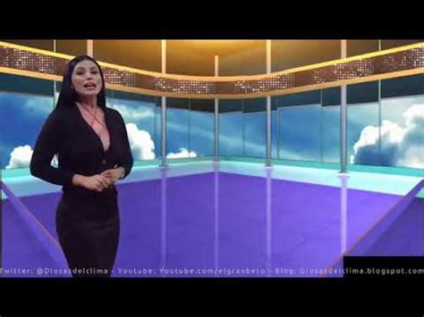 La Pr Sentatrice Se D Shabille En Pleine Emission Vraiment Youtube