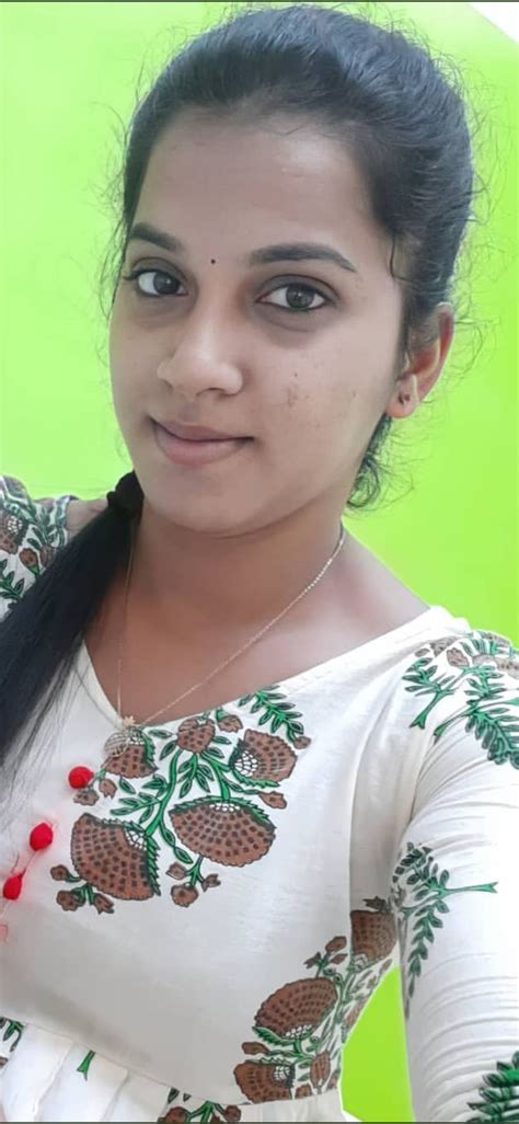Tamil Hot Girl