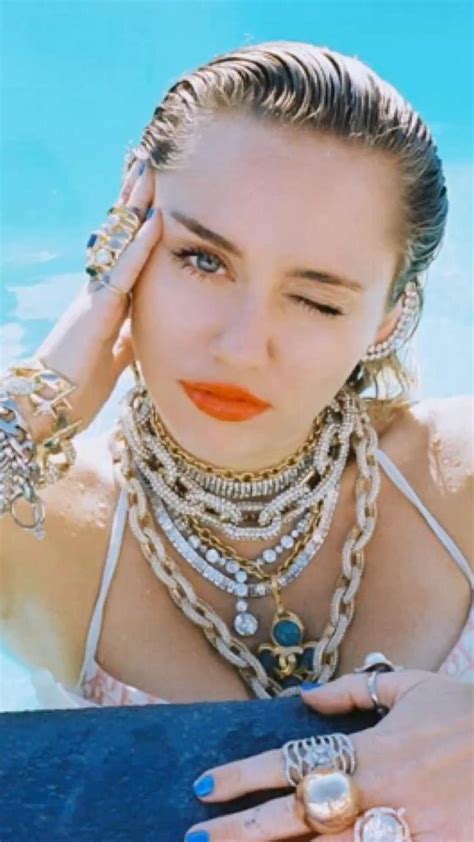 Miley Cyrus 2 Miley Cyrus Fan Miley Miley Cyrus Pictures
