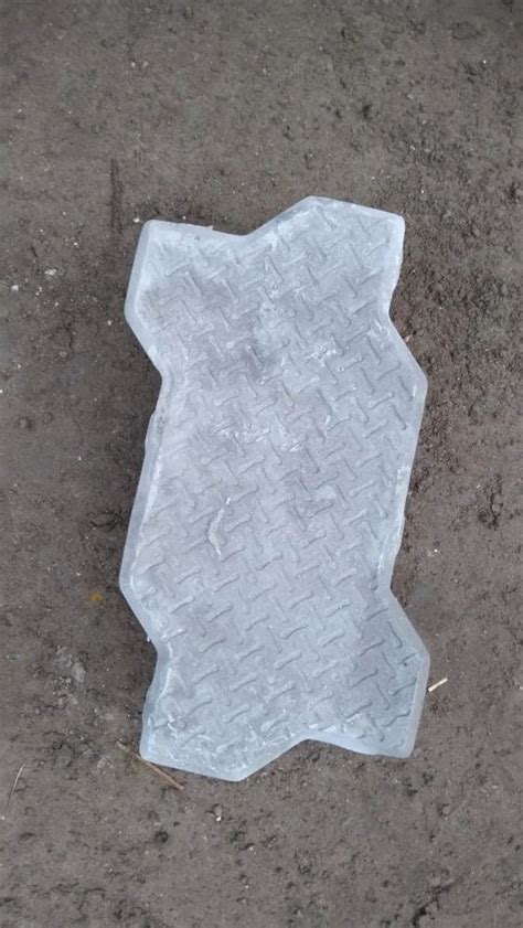 Grey Concrete Zig Zag Paver Block Thickness 80mm At Rs 12 Piece In Rewari