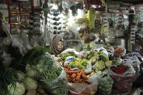 Stok Menipis Harga Cabai Di Tuban Mulai Merangkak Naik Radar Tuban