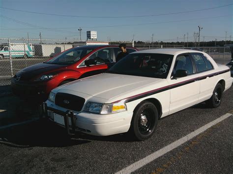 2001 Ford Crown Victoria P71 Police Interceptor 1 4 Mile Trap Speeds 0