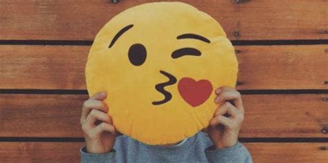 Emoji Users Have More Sex Says Science Yourtango