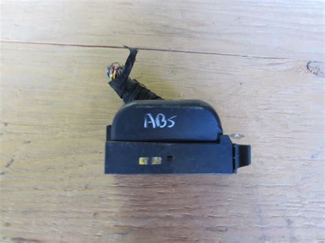 Audi TT Mk1 8N ABS Anti Lock Brake System Module Connector Plug
