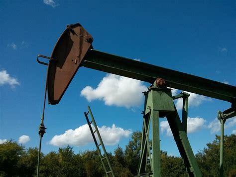 El petróleo de Texas abre con una bajada del 1 35 hasta 84 71