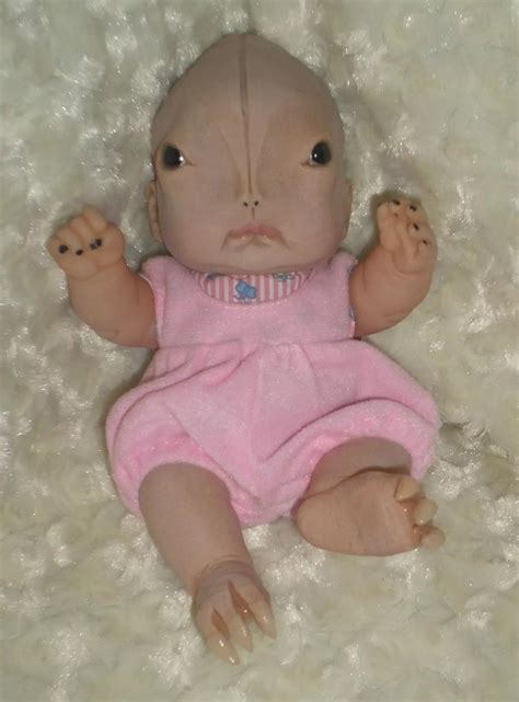 Ghim của Lorrie Slone trên dolls and knickknacks