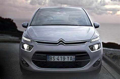 Rijtest Citroën C4 Picasso 1 6 e HDI BMP6 GroenLicht be
