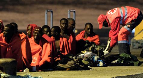 Tragiczny finał wyprawy pontonem do Anglii Jeden imigrant nie żyje