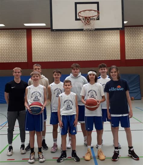 Basketball Team Holt Zweiten Platz Bei Der Kreismeisterschaft
