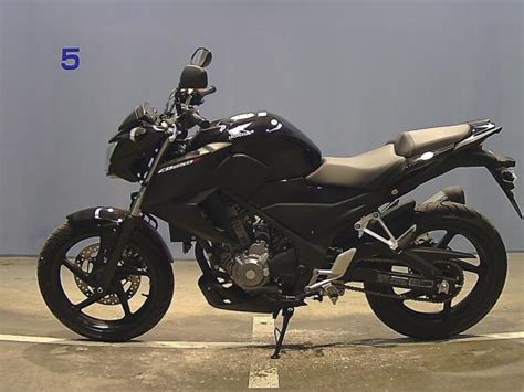 Мотоцикл нейкед байк naked bike Honda CB 250 FA купить в Екатеринбурге