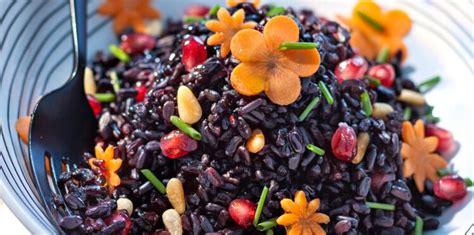 Salade de riz noir aux pignons découvrez les recettes de cuisine de