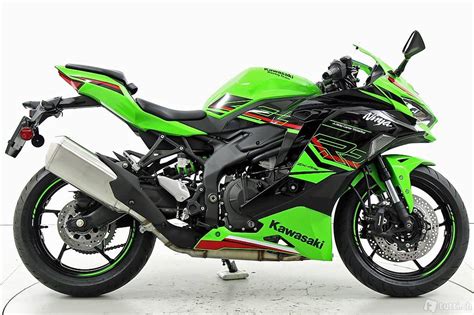 Kawasaki Ninja ZX 4RR ABS 2024 0 km 35 kW grün im Kanton Solothurn
