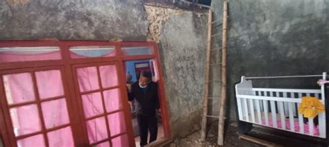 Puluhan Rumah Di Brebes Rusak Akibat Gempa Warga 2 Desa Ini Pilih
