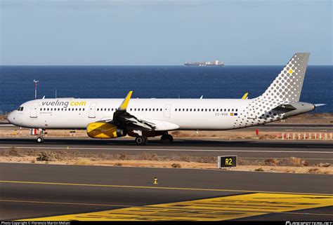 EC MQB Vueling Airbus A321 231 WL Photo By Florencio Martin Melian