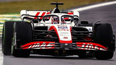 Kevin Magnussen Takes Pole Position At The Sao Paulo F1 Grand Prix FP2