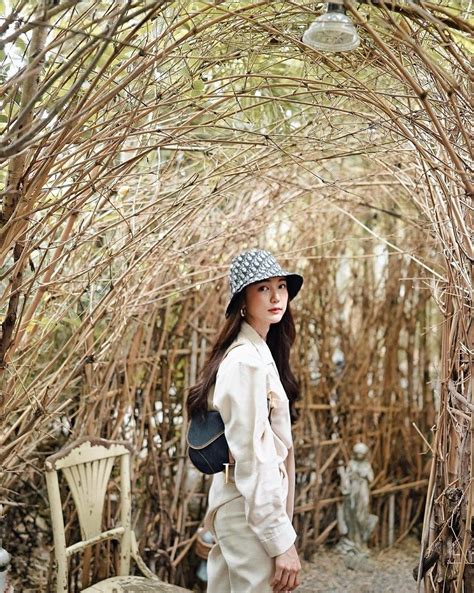 Pin by EloisenKira on personnalités Thaïlandaises Photoshoot