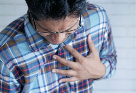 13 Gejala Serangan Jantung Yang Harus Anda Waspadai RS Pondok Indah