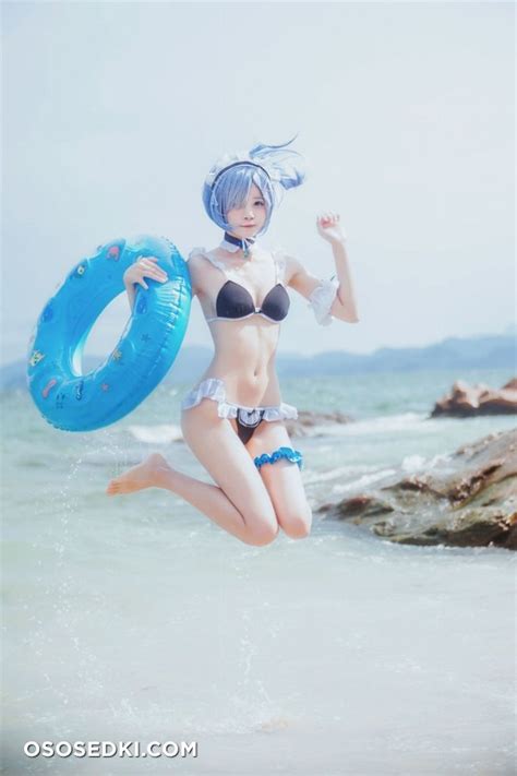 桜桃喵 Re ゼロから始める異世界生活 レム naked cosplay asian 48 photos Onlyfans
