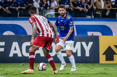 Como assistir ao vivo Cruzeiro x Náutico pela Série B 2022